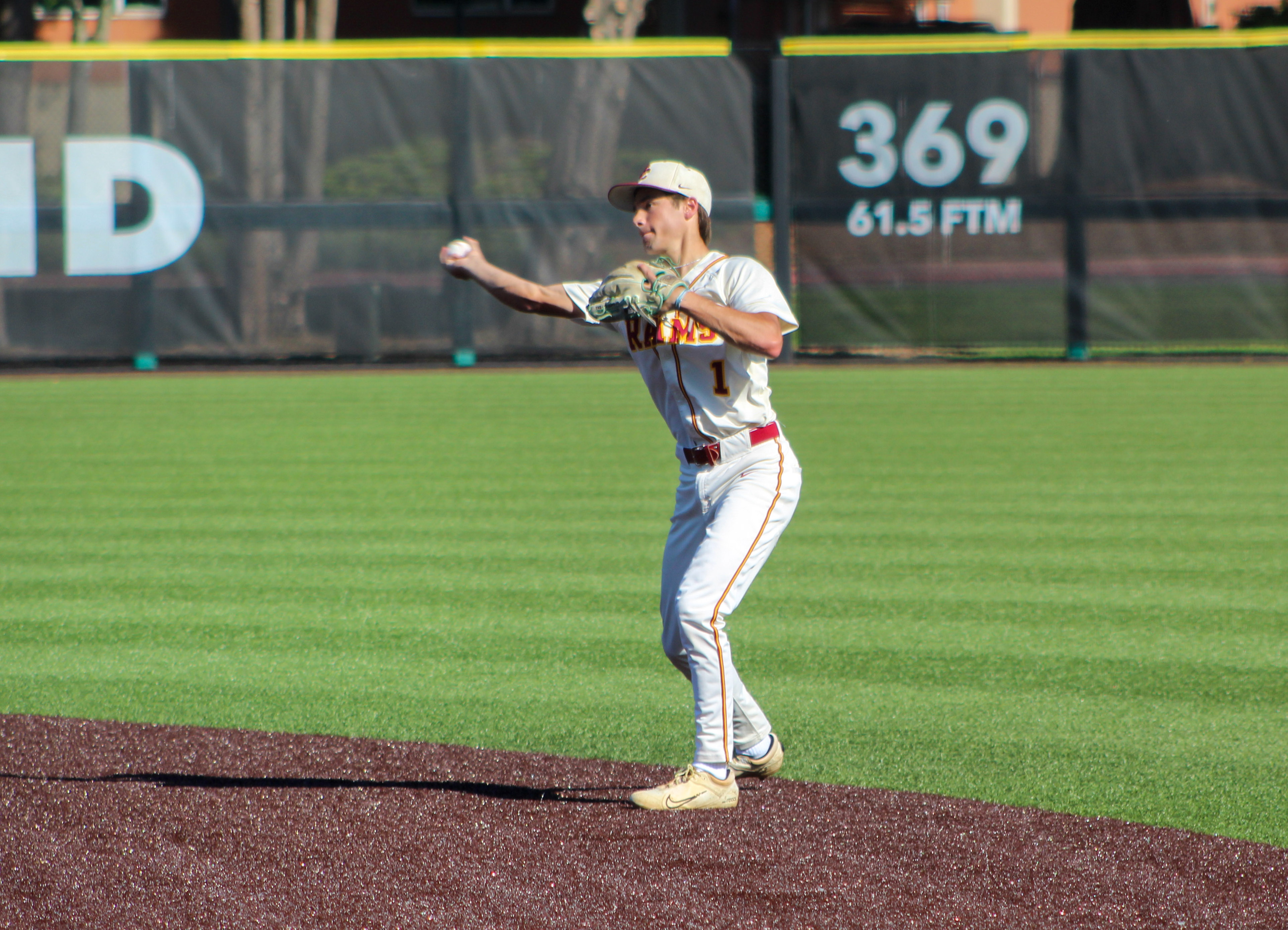 State baseball: Central Catholic rolls Grants Pass, Portland Christian ...