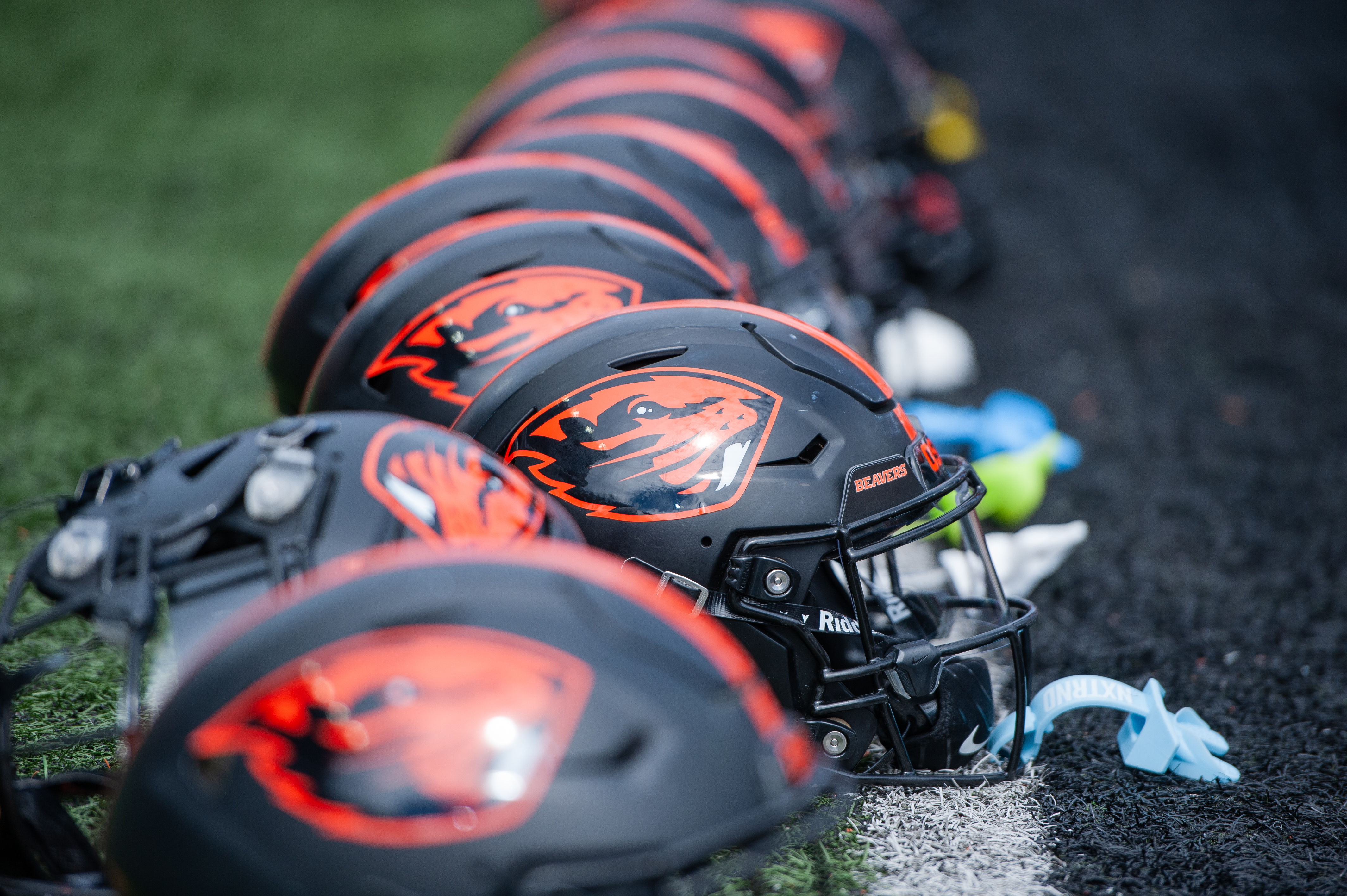 Kits: Checking in with Oregon State football’s 2026 recruiting class ...