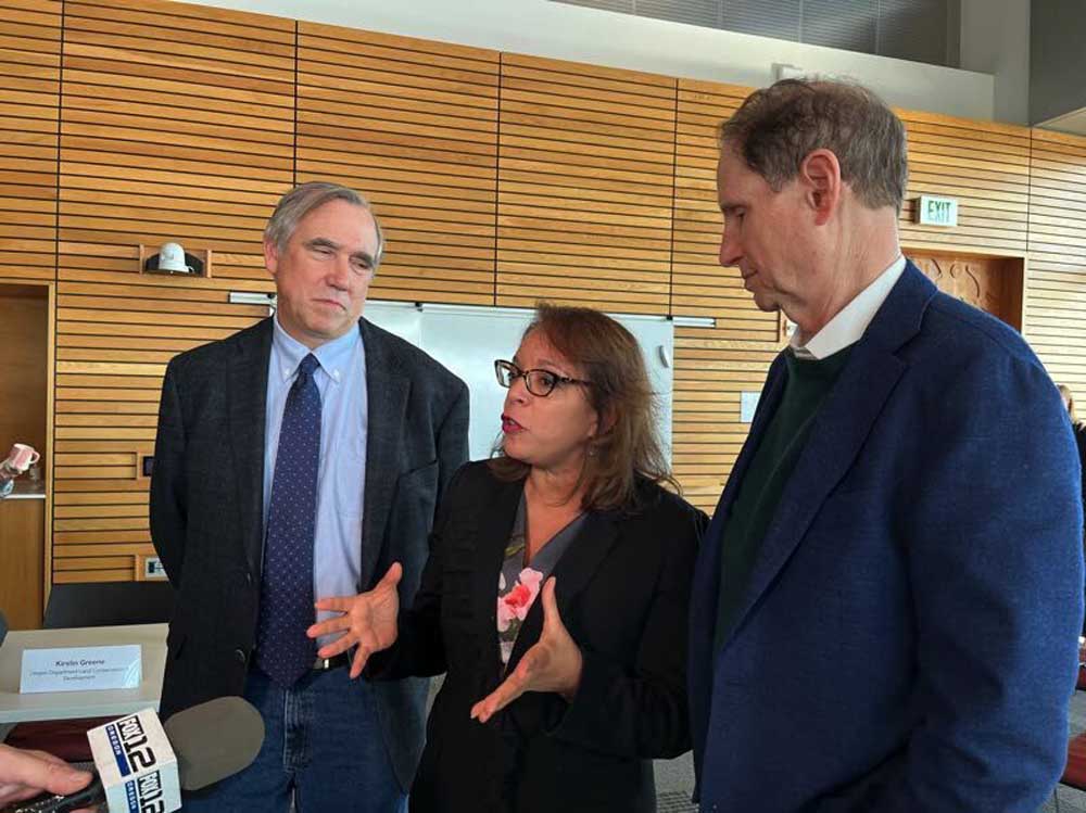 Oregon senators react to Trump’s proposed staffing cuts to Bonneville ...